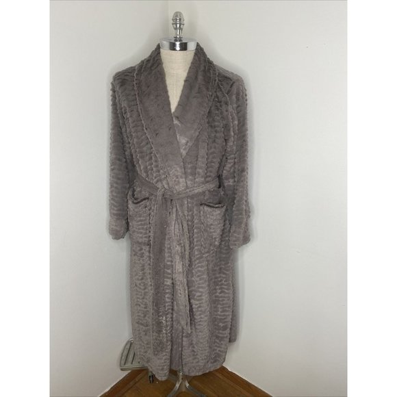 Soma | Intimates & Sleepwear | Soma Luxe Plush Robe Gray Tie Pockets ...